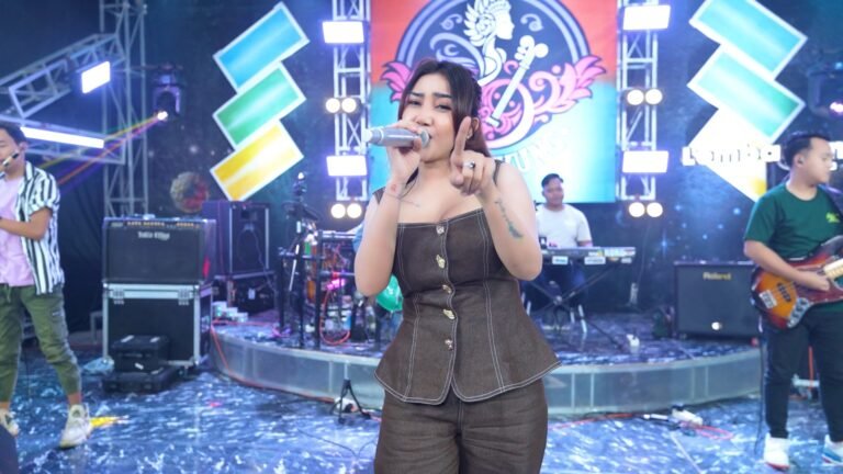 Vokal Dan Gaya Menyatu: Aksi Shinta Gisul Menyanyikan Lagu “Denok ...